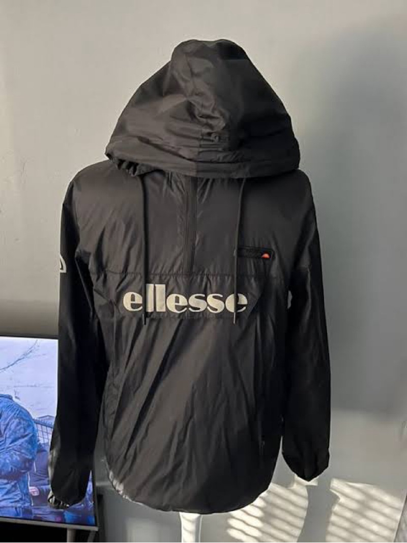 Jual Jacket ellesse ion overhead Original | Shopee Indonesia