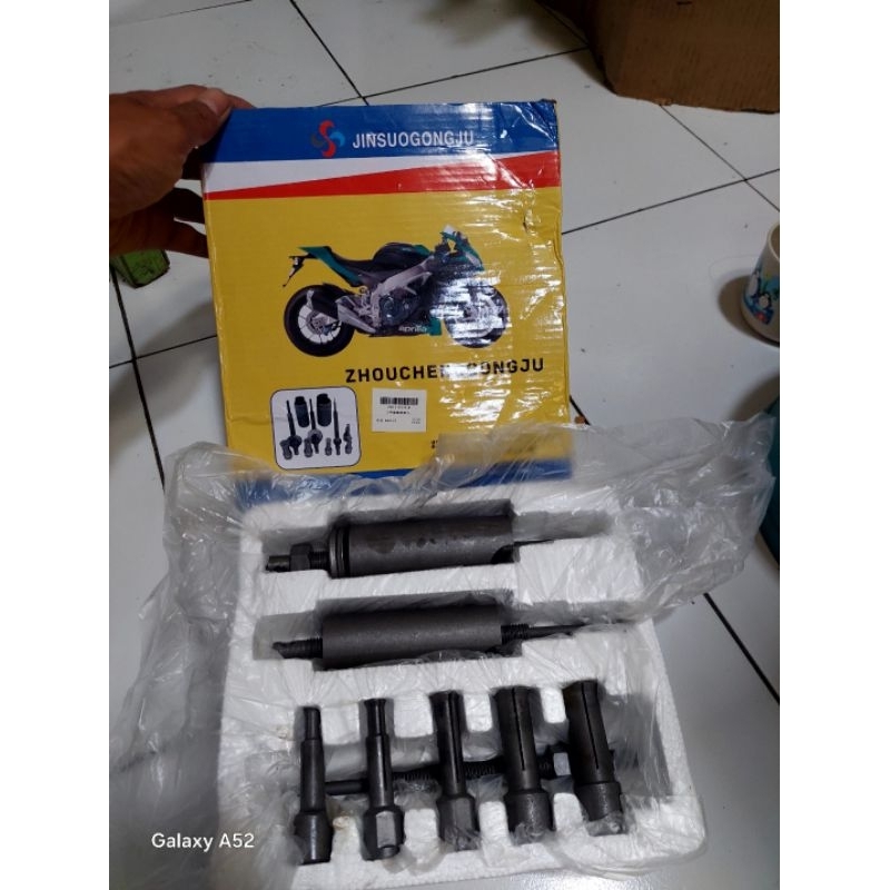 Jual treker bearing cvt bearing pully bearing roda dLL alat pelepas ...