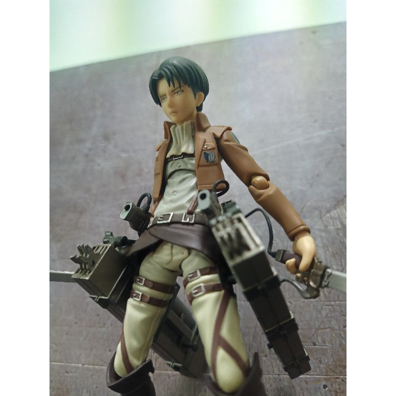 Jual Action Figure Figma Attack on Titan Character Captain Levi ...
