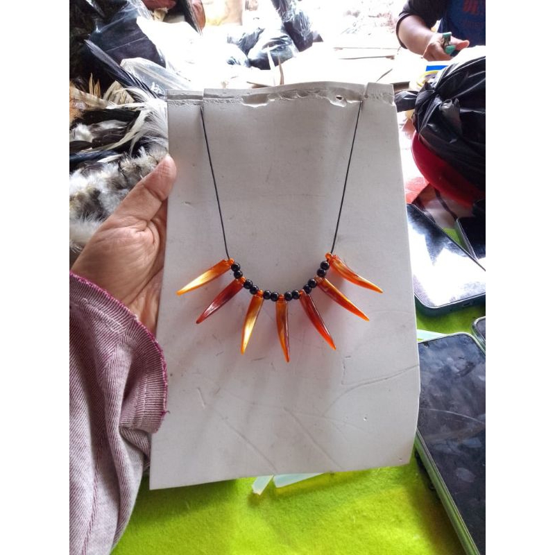 Jual Kalung Etnik Papua Taring / Kalung Adat Papua | Shopee Indonesia