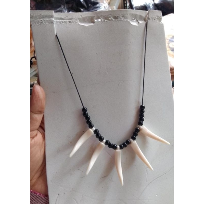 Jual Kalung Etnik Taring Adat Papua | Shopee Indonesia