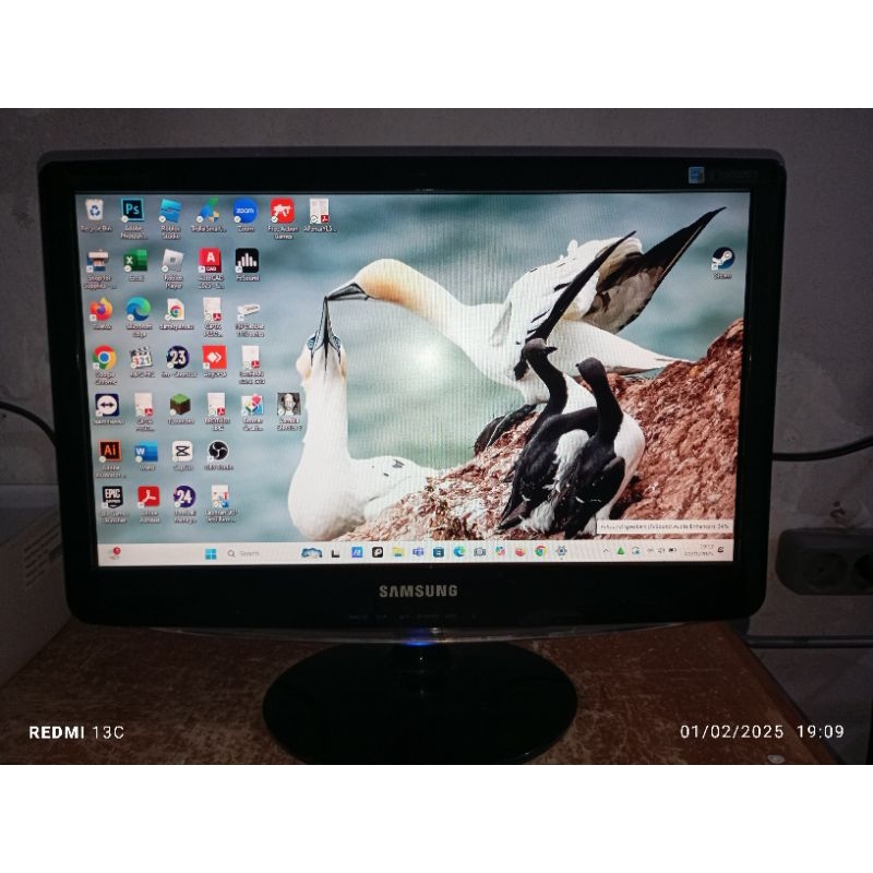 Jual Monitor LCD SAMSUNG 19 inch wide screen normal | Shopee Indonesia