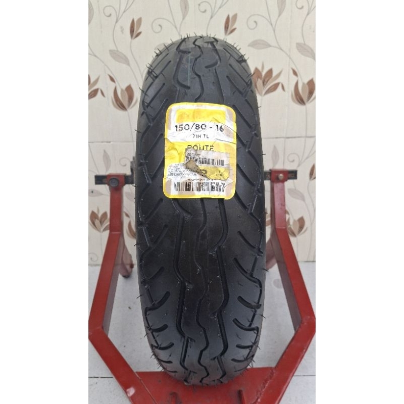 Jual Ban pirelli ukuran 150/80 ring 16 buat HD sportster . smv16 ...