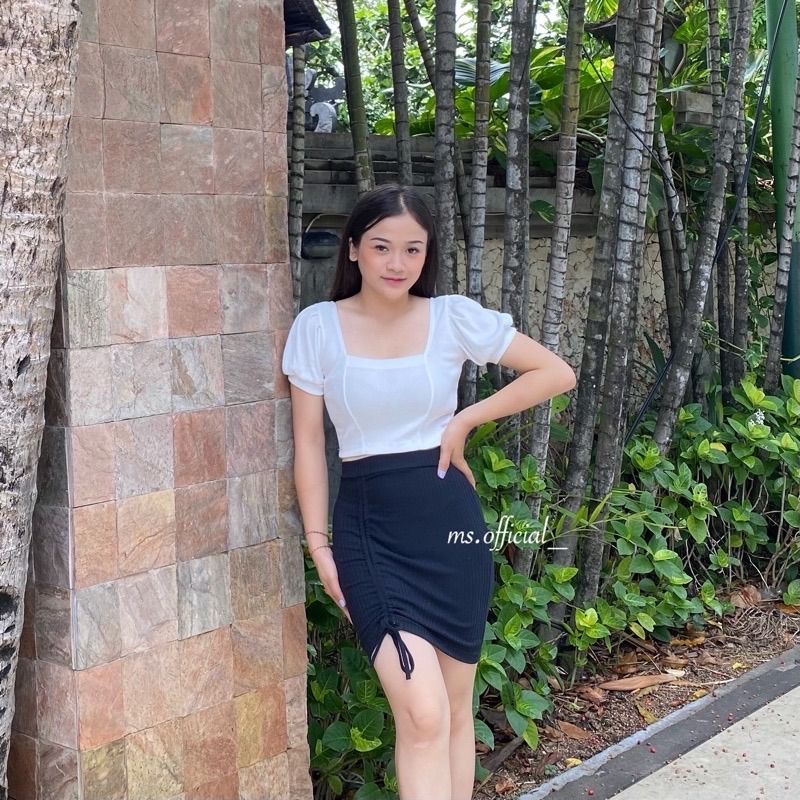 Jual Mini skirt serut (PRELOVED) | Shopee Indonesia