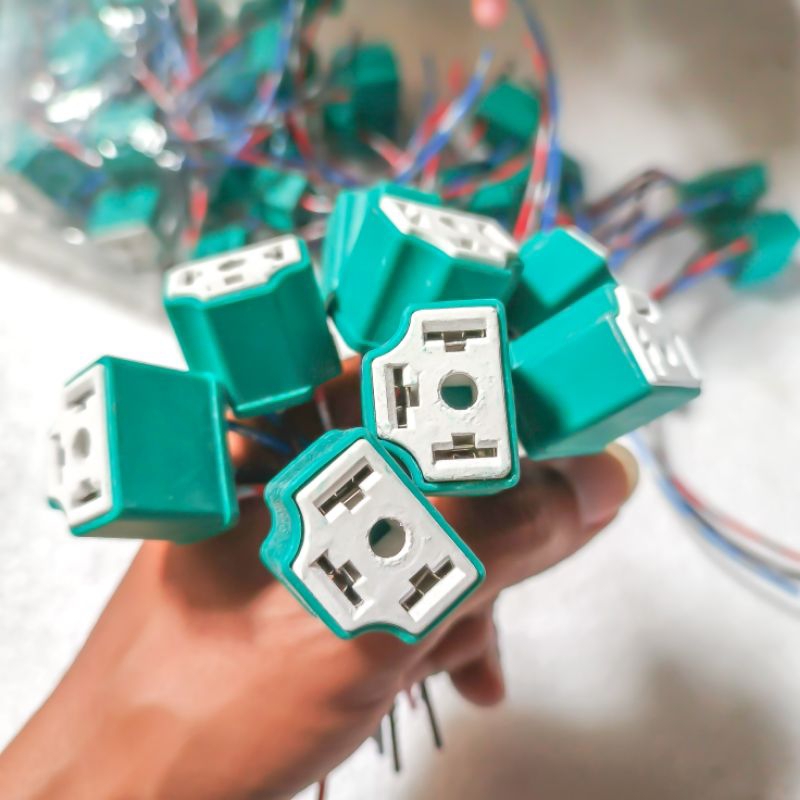 Jual Soket Lampu H4 Socket Seal Beam Ceramic Socket Lampu Motor / Mobil ...