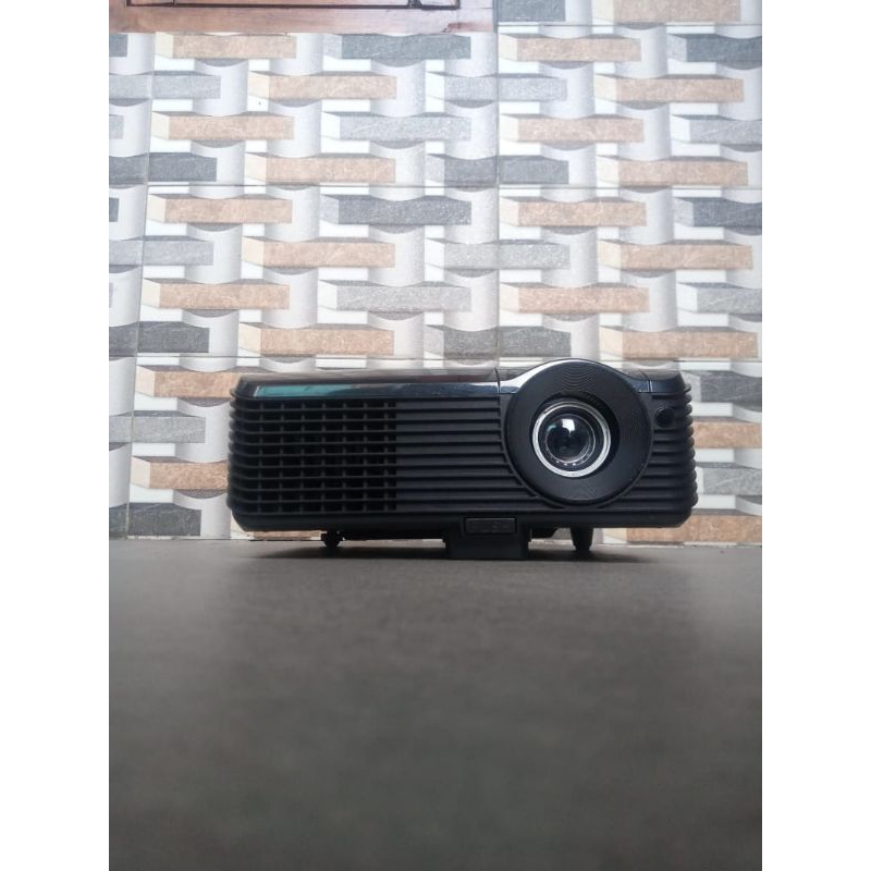 Jual Proyektor inFocus in104 second/bekas kondisi sangat baik! | Shopee ...