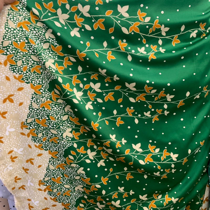 Jual kain satin silk motif - kain satin garment - kain satin import ...