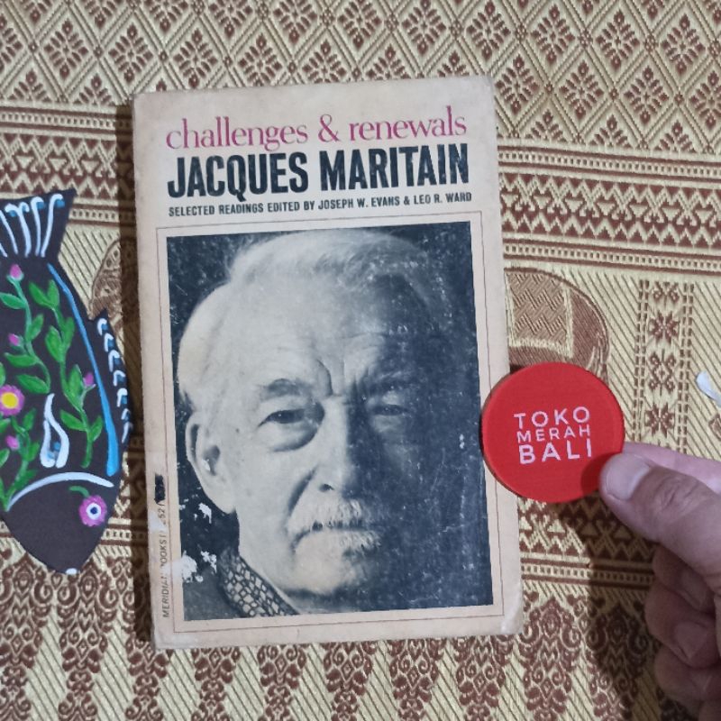 Jual Buku Jacques Maritain Challenges and Renewals buku filsafat ...