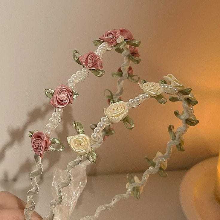 Jual Rosepetal Pearl Headband / Bandana Motif Mawar Mutiara Cantik ...