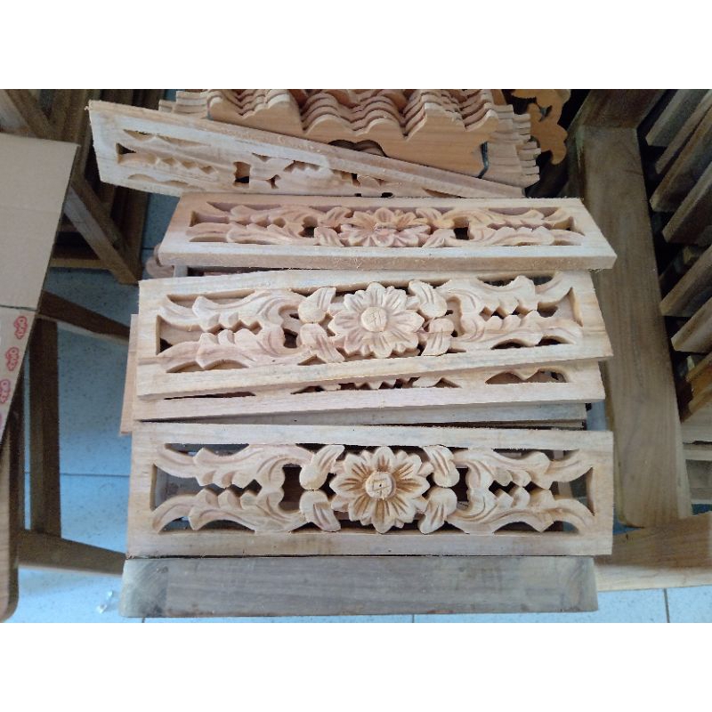 Jual ukiran kayu loster ornamen ukir roster kusen pintu custom ukuran ...