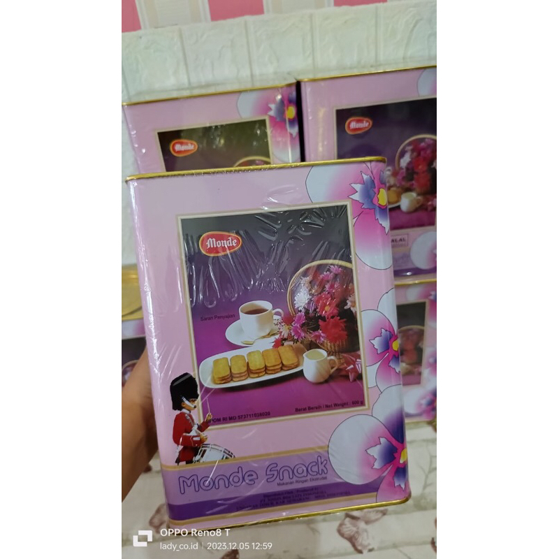 Jual Kue Lebaran | Kue Oleh - Oleh | Kue Hajatan | Monde Serena Snack ...