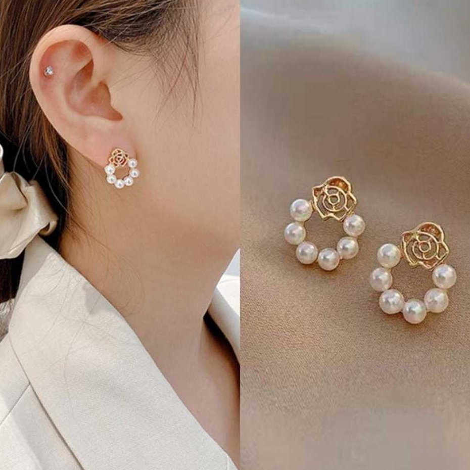 Jual A17 - Anting Wanita 6 Mutiara Melingkar Rangka Mawar Warna Emas ...