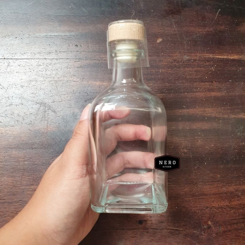 Jual Botol Liquor Kotak 250ml / Botol shot / Botol kemasan minuman ...