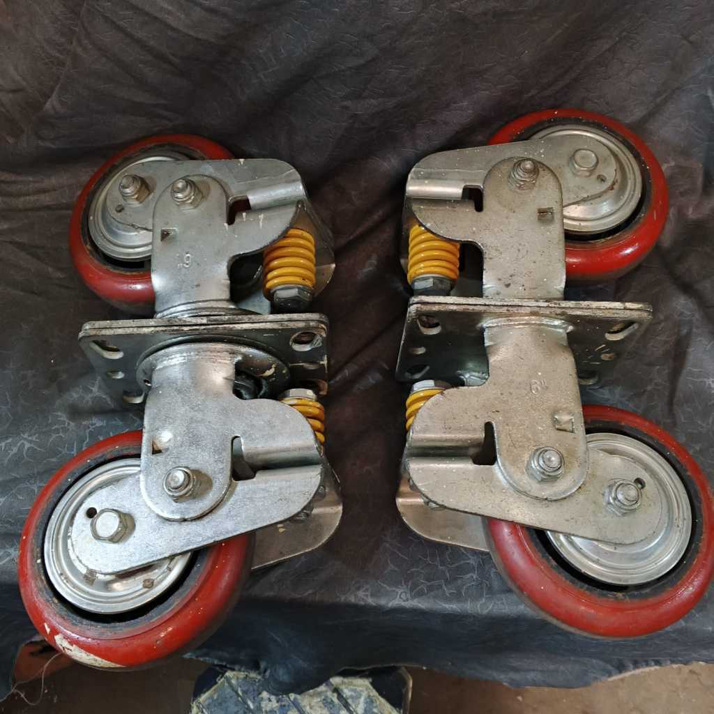 Jual Roda Spring 6" PU 1 Set 4pcs ( 2 Putar 2 Mati ) Bekas | Shopee ...