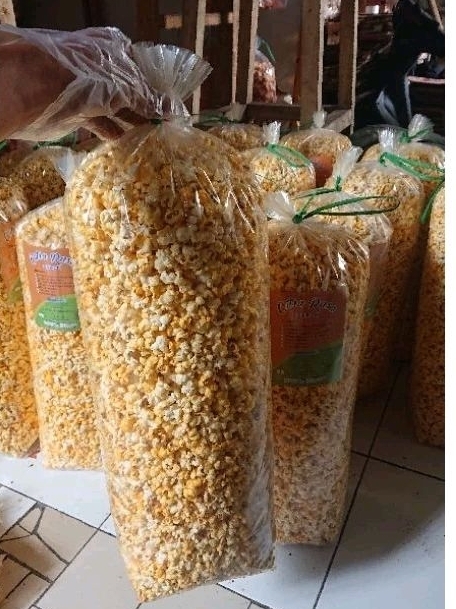 Jual Popcorn Renyah 1000 Gram Varian Rasa Keju dan Asin Nikmat | Shopee ...