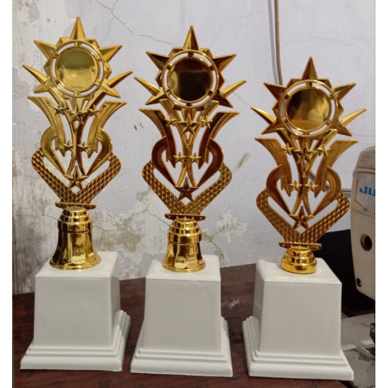 Jual PIALA MINI PLASTIK CROME ISTIMEWA SATU SET (JUARA 1, 2, DAN 3 ...