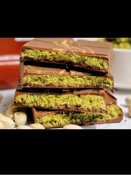 Jual 1PCS CRISPY PISTACHIO KUNAFE CHOCOLATE DUBAI LOKAL/coklat dubai | Shopee Indonesia