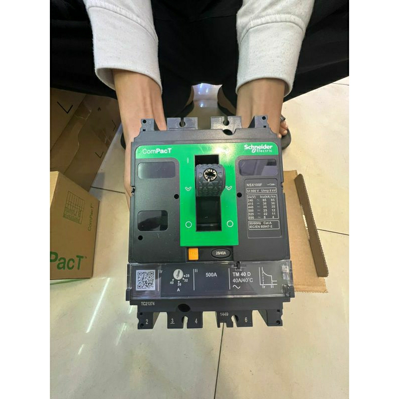 Jual MCCB SCHNEIDER 3P 40A 36kA C10F3TM040 NEW NSX100F 3 PHASE 40 AMPERE | Shopee Indonesia