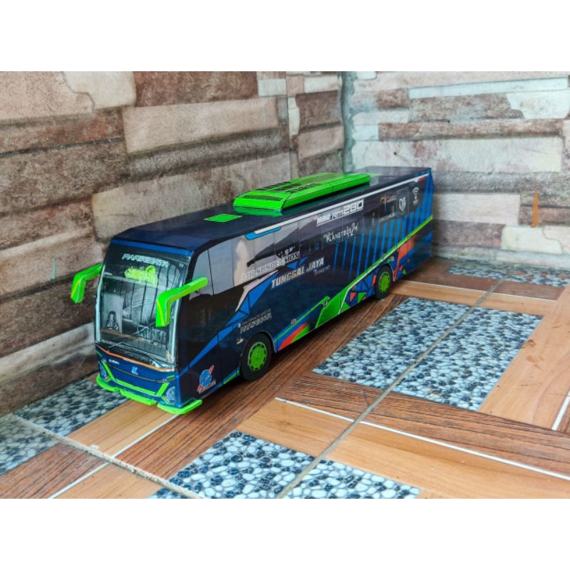 Jual MINIATUR BUS TELOLET BASURI TUNGGAL JAYA JEDHA | Shopee Indonesia