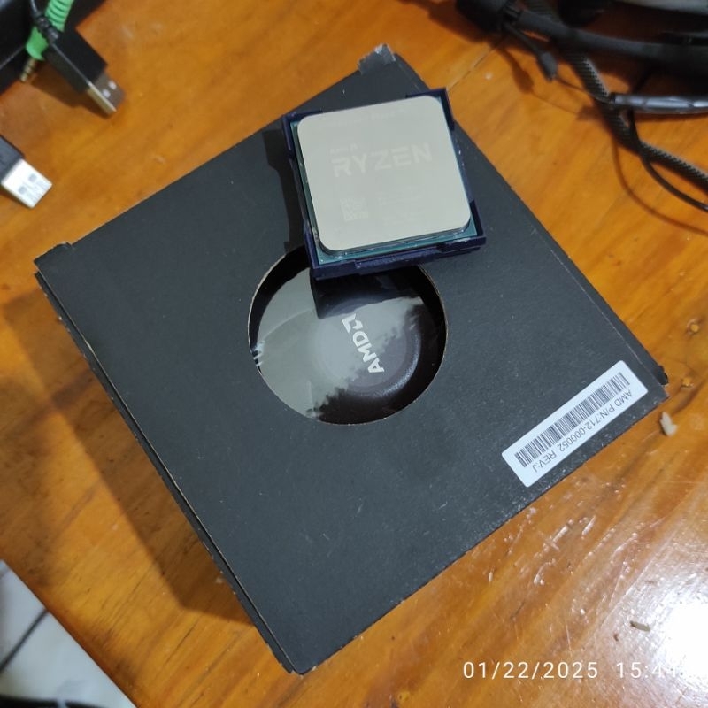 Jual RYZEN 7 5700X TRAY - FREE HSF COOLER WRAITH STEALTH | Shopee Indonesia