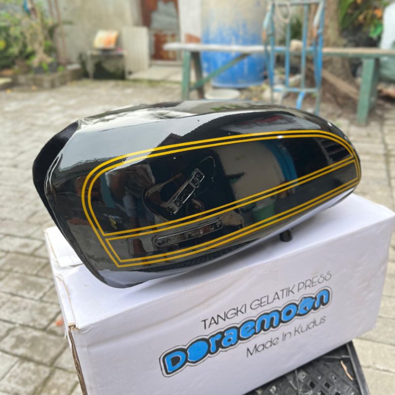 Jual TANGKI CB 100 DORAEMON HITAM LIST GOLD TANGKI DORAEMON CAT MODEL ...