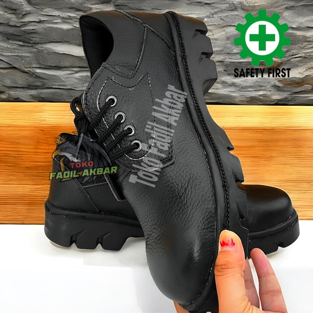 Jual Sepatiu Safety Ujung Besi Sepatu Kulit Sapi Asli Sol Karet Tebal ...