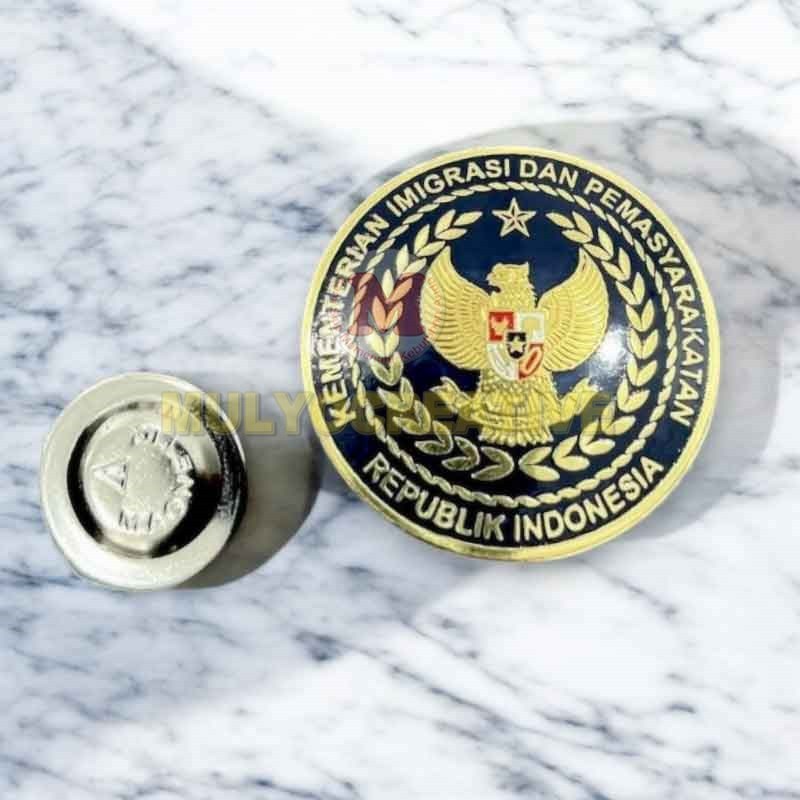 Jual Bros Pin Kemenimipas - Pin Aksesoris Kementerian Imigrasi dan ...