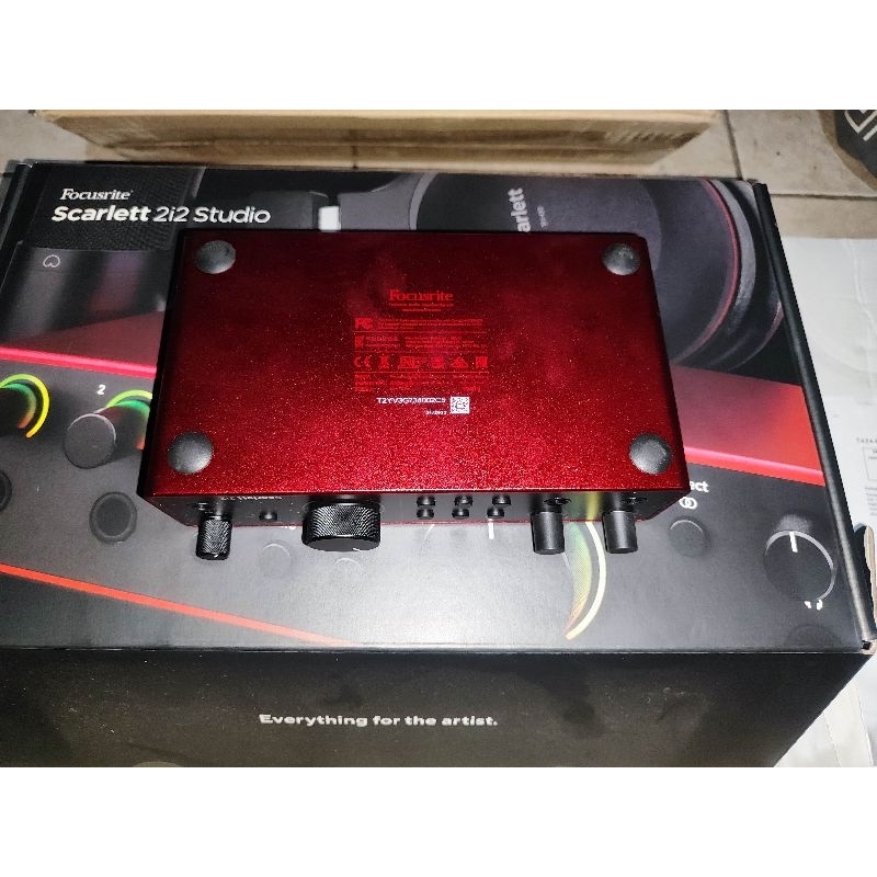 Jual FocusRite sound card 212 studio pack | Shopee Indonesia