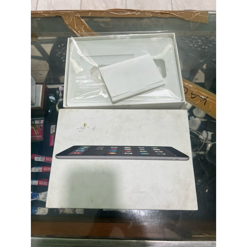 Jual DUS BOX KOTAK IPAD AIR A1474 ORIGINAL COPOTAN | Shopee Indonesia