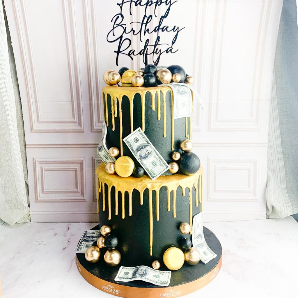 Jual Kue ulang tahun/birthday cake/kue ultah tema dollar/kue diollar ...