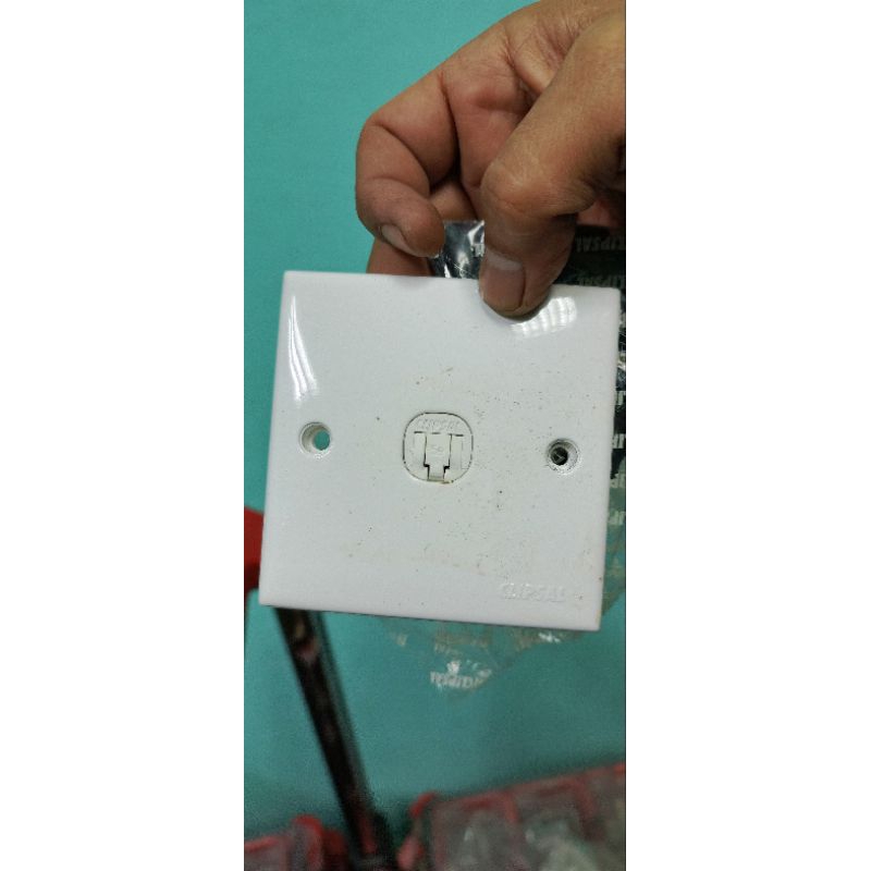 Jual STOK KONTAK DATA CAT5e "CLIPSAL" | Shopee Indonesia