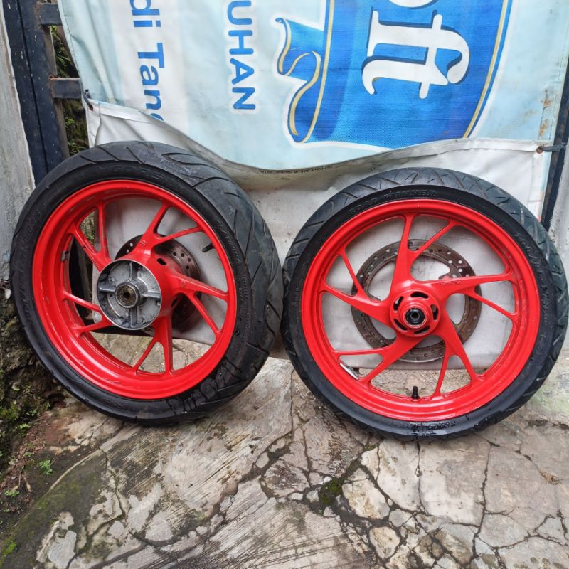 Jual velg d/b set honda cb150r cbr150r original | Shopee Indonesia