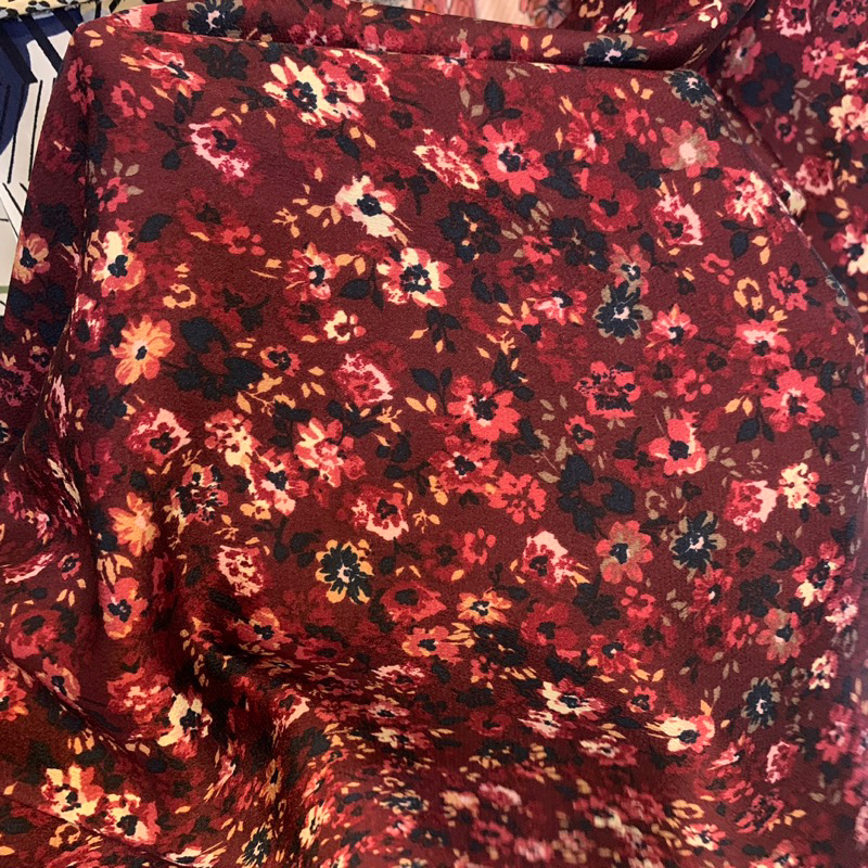 Jual kain satin silk motif bunga - kain satin premium motif - kain ...