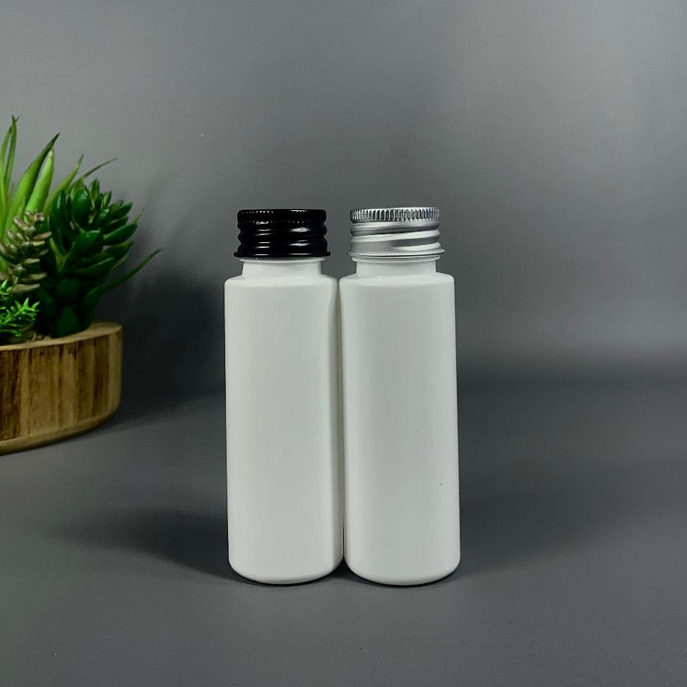 Jual Botol ulir 50 Ml / Botol Pet 50 Ml Putih - Tutup Ulir Alumunium | Shopee Indonesia