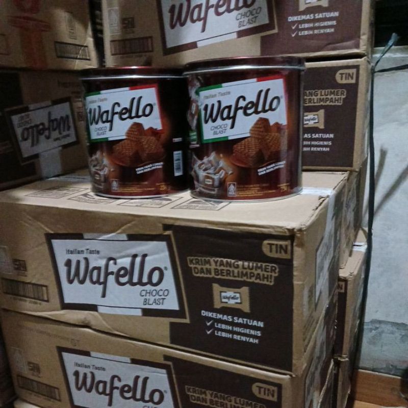 Jual wafello per kardus isi 6 kaleng, kue wafer | Shopee Indonesia