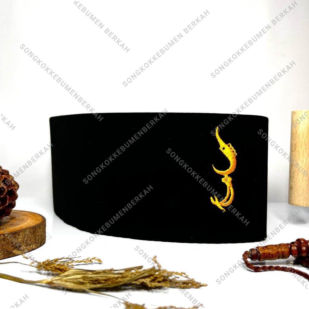 Jual SONGKOK PECI HITAM LOGO KUJANG EMAS tinggi Normal (9 cm) + Ada Dus ...