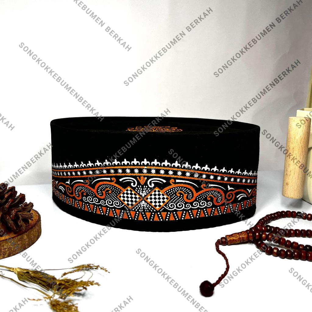 Jual SONGKOK BATIK EMAS KETUPAT MOTIF BARU tinggi Normal (9 cm) + Ada ...