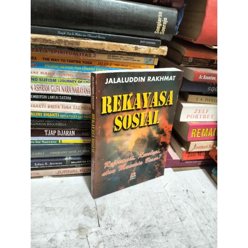 Jual REKAYASA SOSIAL REFORMASI ATAU REVOLUSI? by Jalaluddin Rakhmat ...