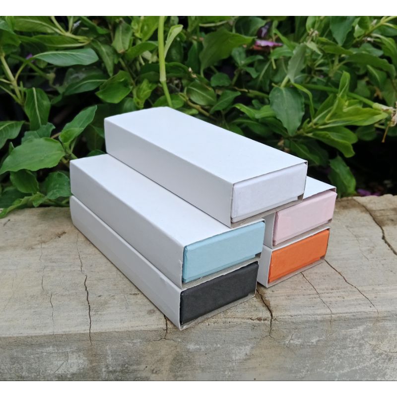 Jual hardbox box jam tangan mini box kalung box gelang mini T2 X L4 X P11,5 | Shopee Indonesia