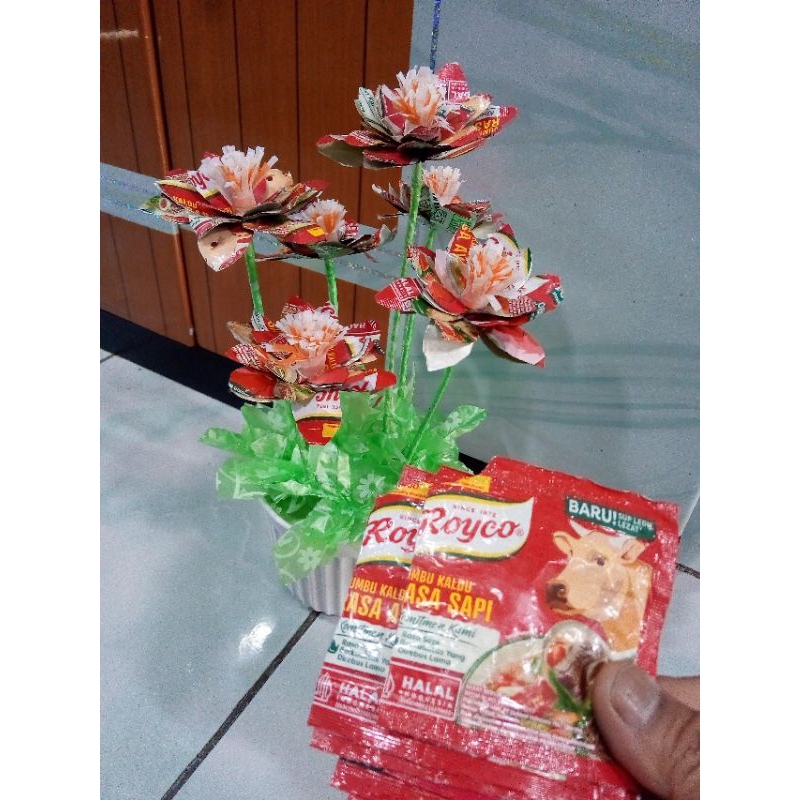 Jual bunga daur ulang dari kemasan penyedap rasa//prakarya tugas ...