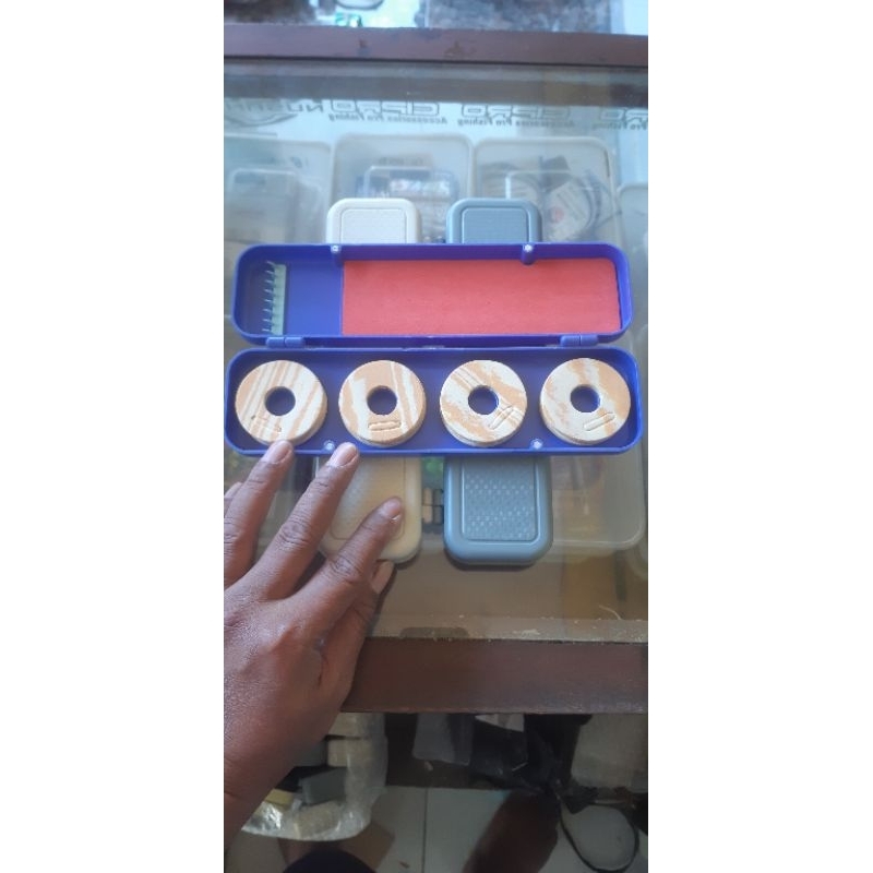 Jual line keeper/gulungan senar/spon | Shopee Indonesia