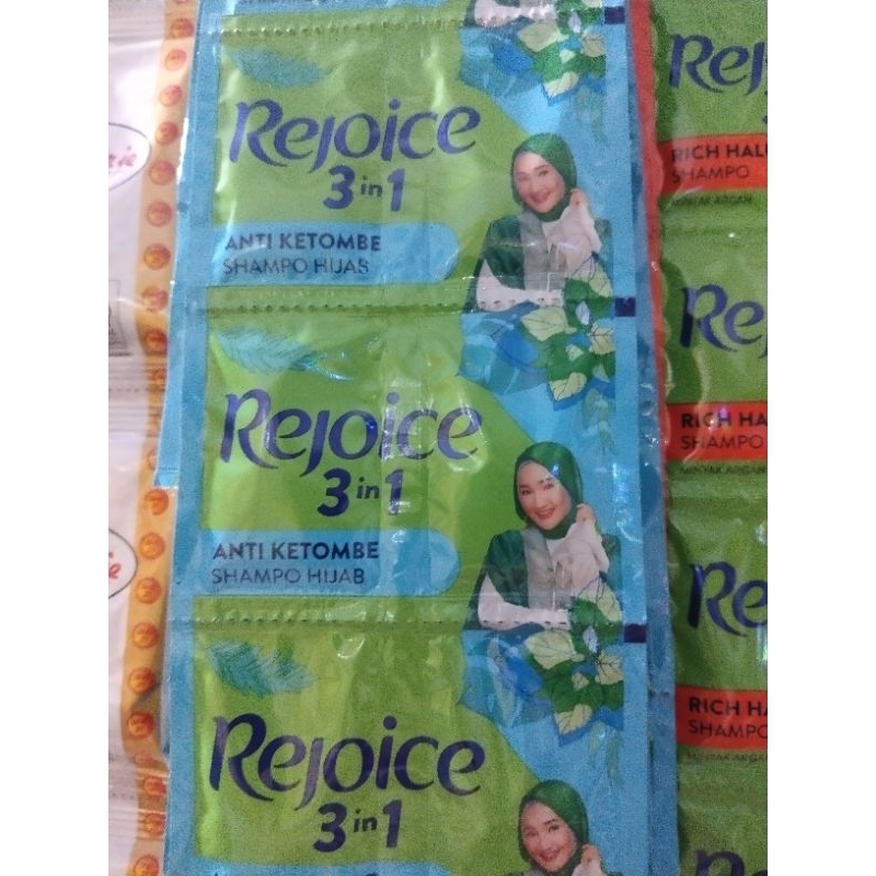 Jual Sampo Rejoice renceng isi 12 sachet | Shopee Indonesia