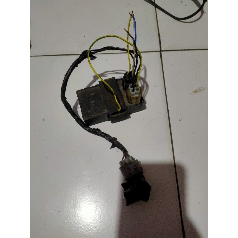 Jual CDI new Megapro + sensor TPS + Soket cdi | Shopee Indonesia