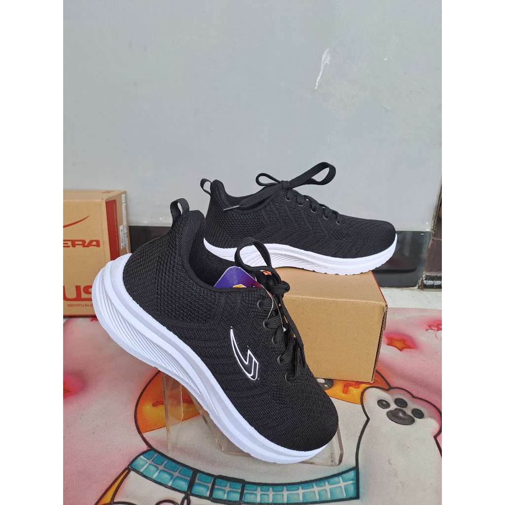 Jual Sepatu sekolah NEW ERA PRO LEXUS ALISA 02(L) sepatu tali hitam ...