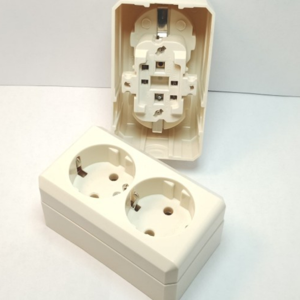 Jual Stopkontak Broco 1 Lubang dan 2 Lubang | Shopee Indonesia