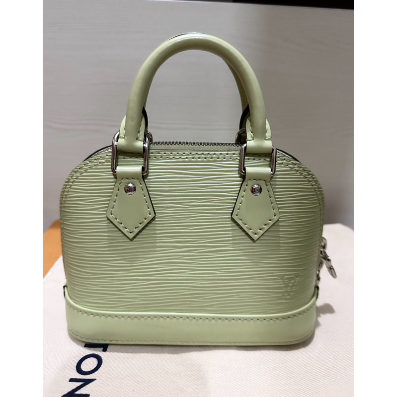 Jual Louis Vuitton Vert Noto Nano Alma Authentic /lv nano alma Preloved ...