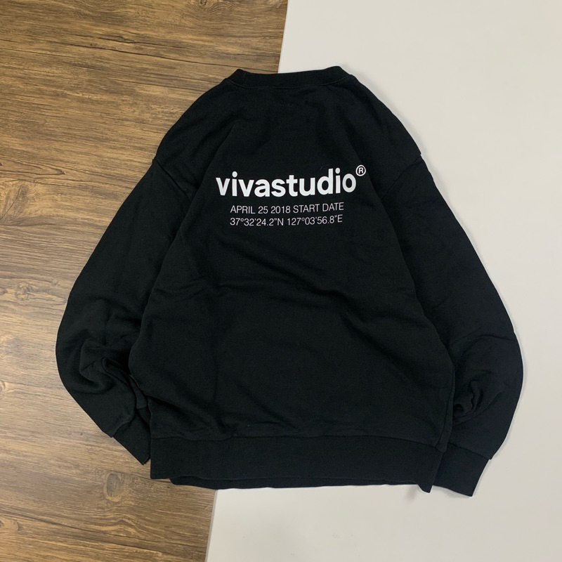 Jual VIVASTUDIO Crewneck | Shopee Indonesia