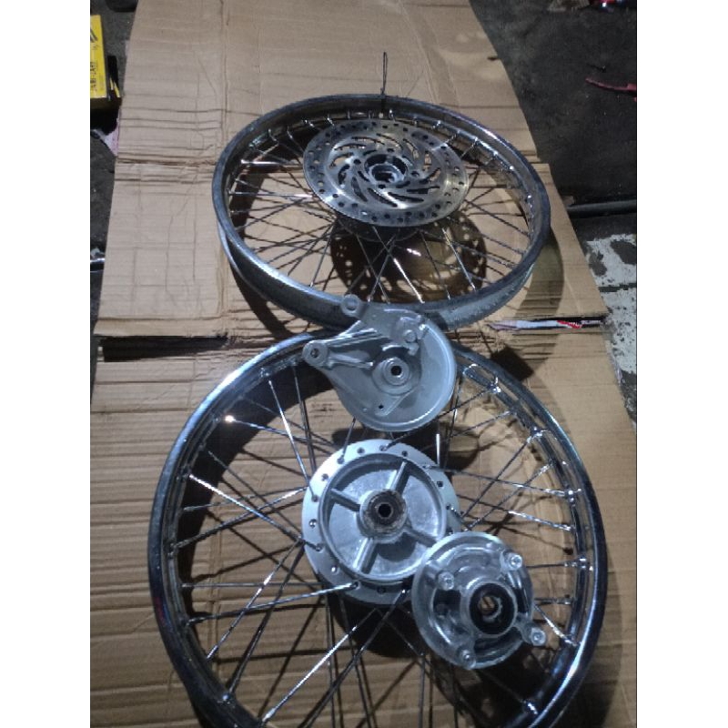 Jual velg Ring'17 fullset lengkap Honda Revo absolute Blade lama PNP ...