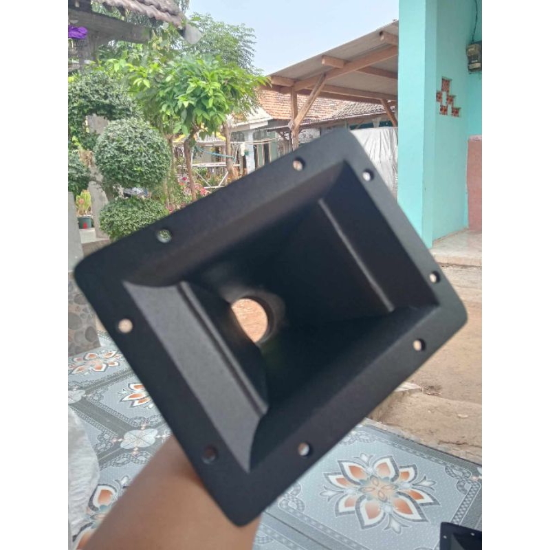 Jual Horn tweeter/corong salon UK 15x19 drat baut ,almunium diral ...