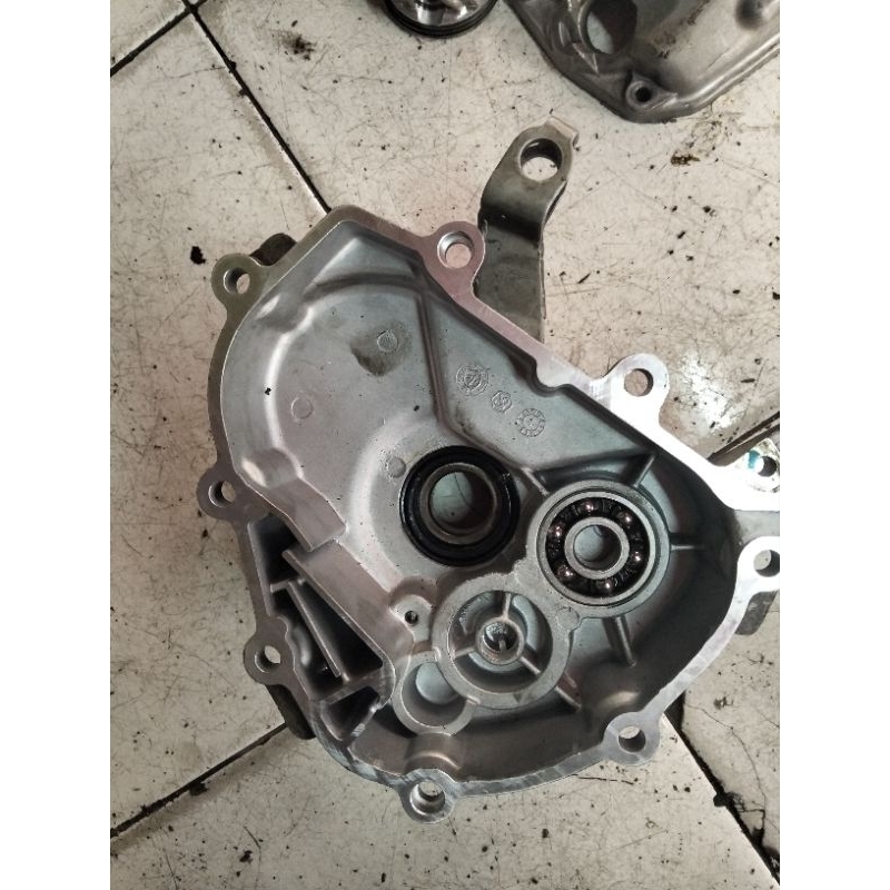 Jual Rumah gearbox rasio, Rumah rasio, bak rasio vespa LX 125 fi, vespa ...